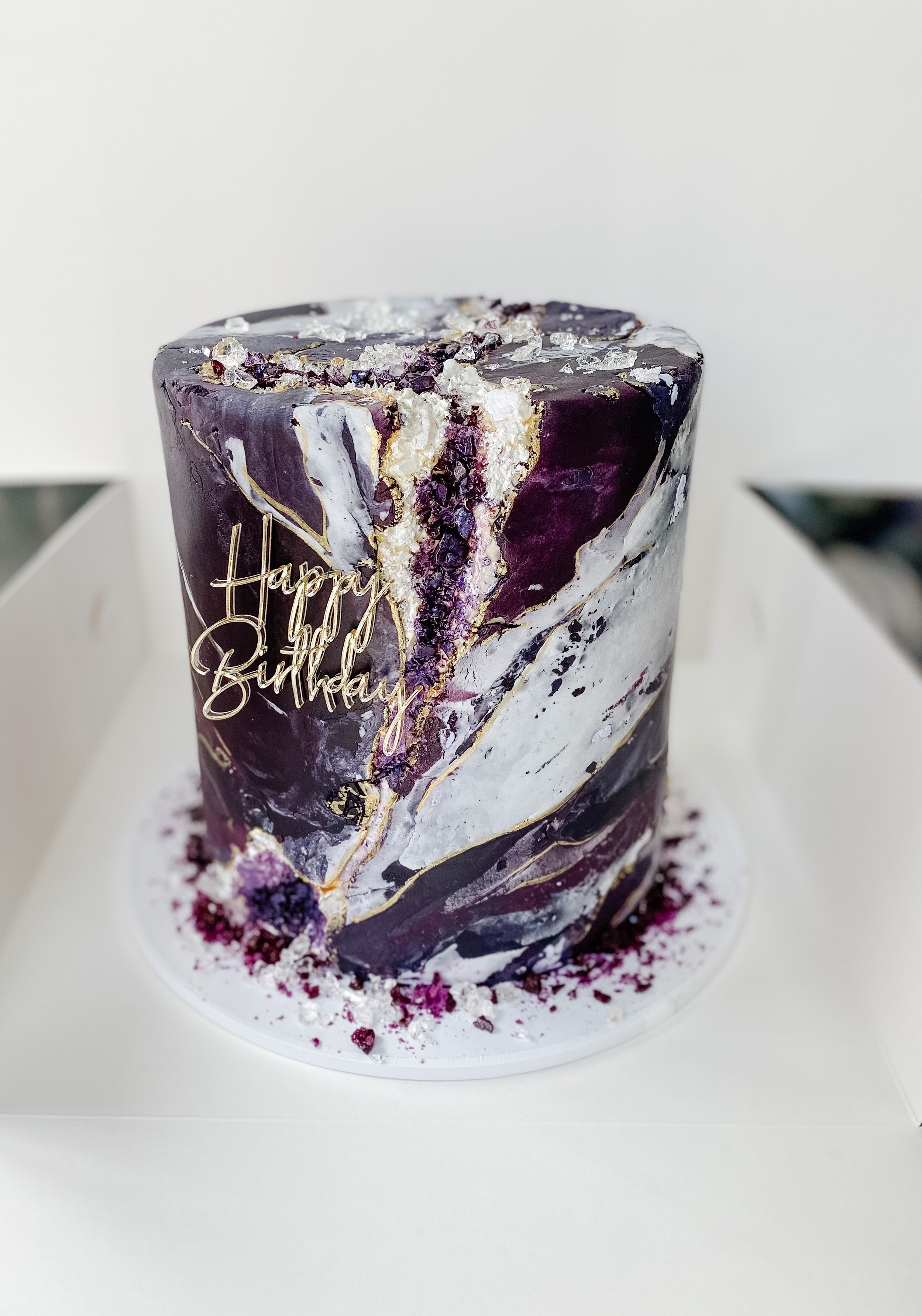 Custom Cakes in Wanaka and Queenstown – White Rabbit Cakes