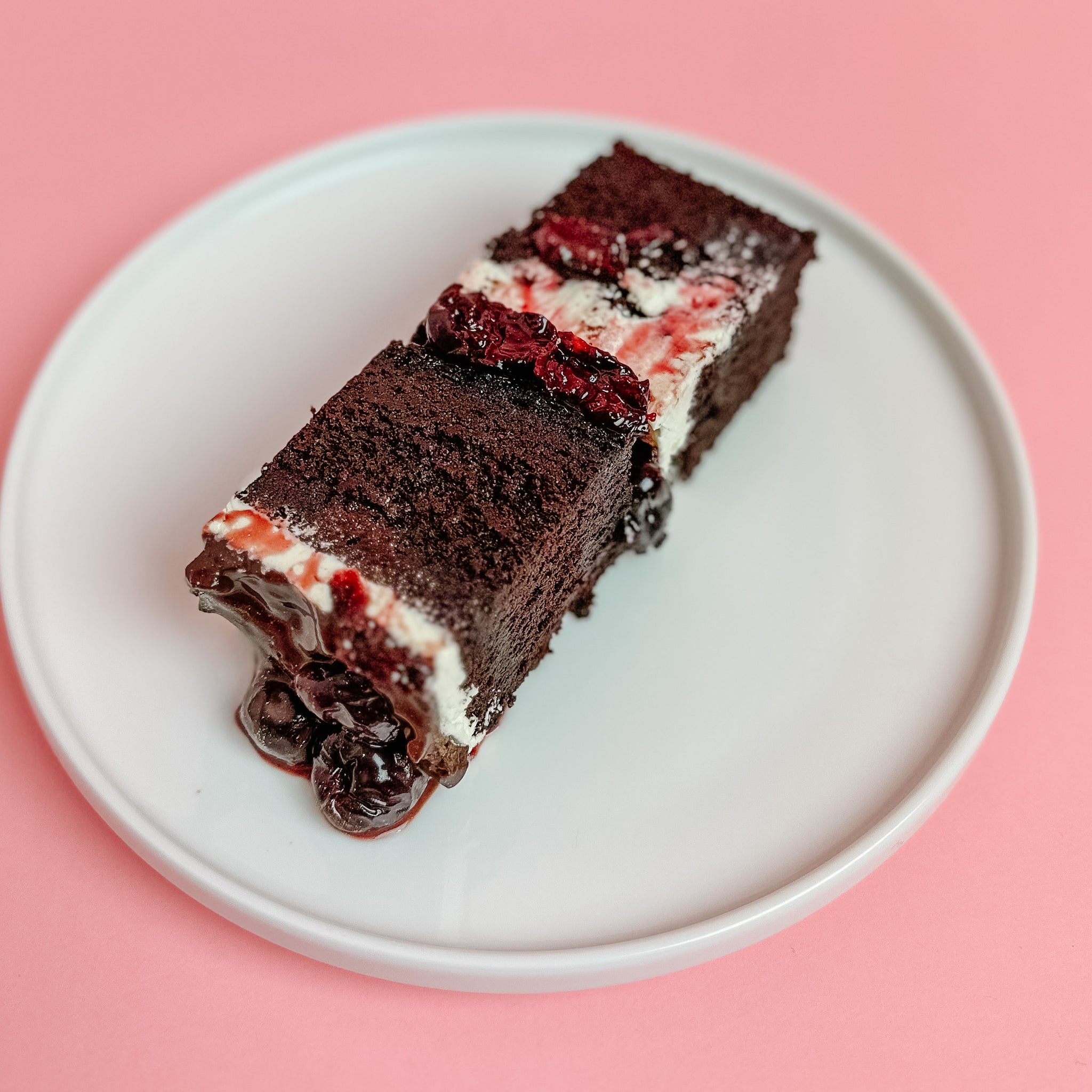 Chocolate Cherry – White Rabbit Cakes